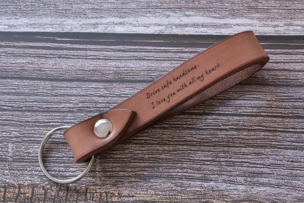 Leather key tag TA 035 – TAleatherworks Handmade